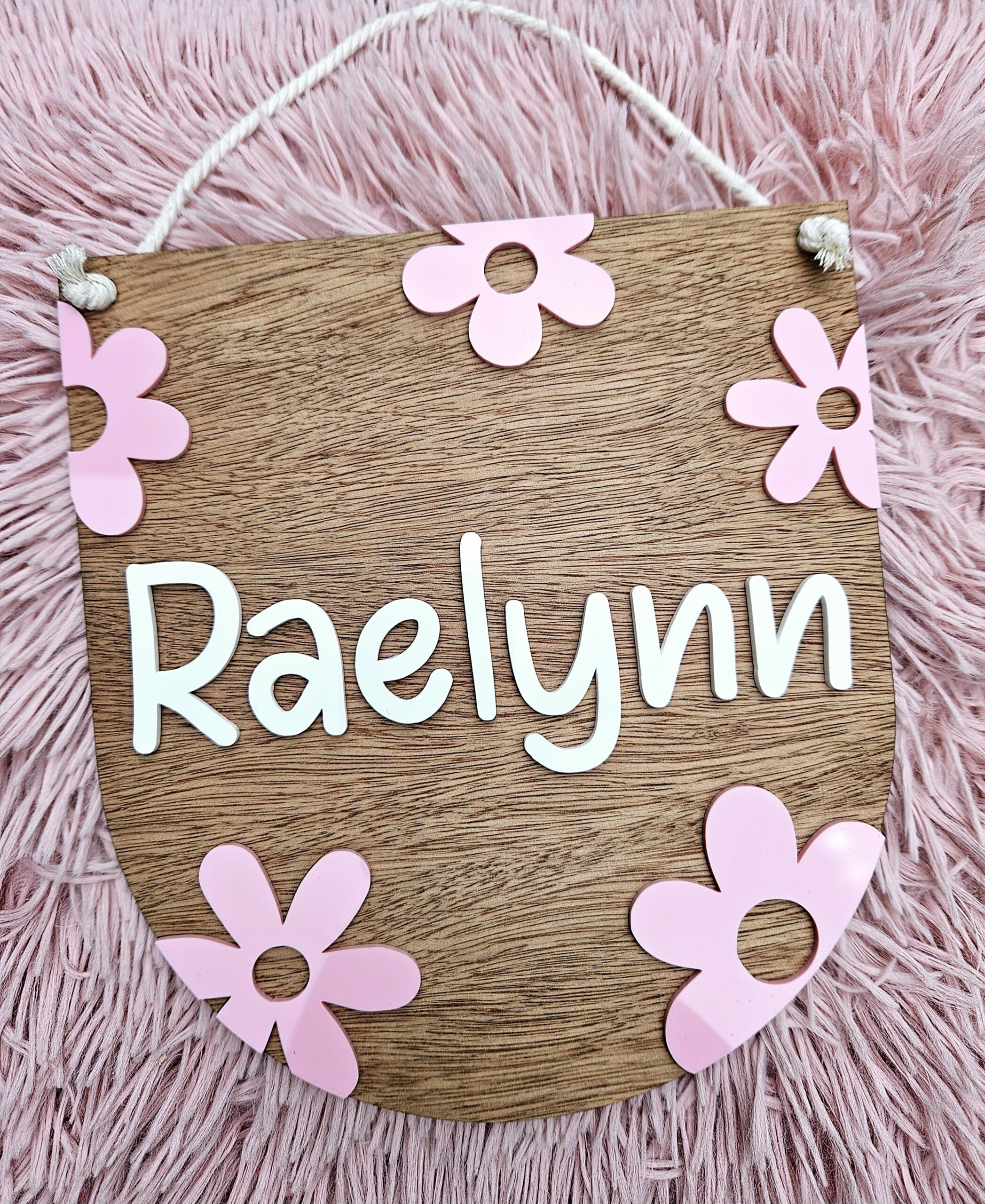 Daisy Name Sign – Love 2 Laser